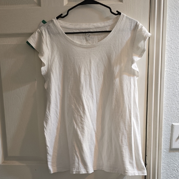 ECOTHREADS | Tops | Bright White Short Sleeve Tee Casual Essential ...